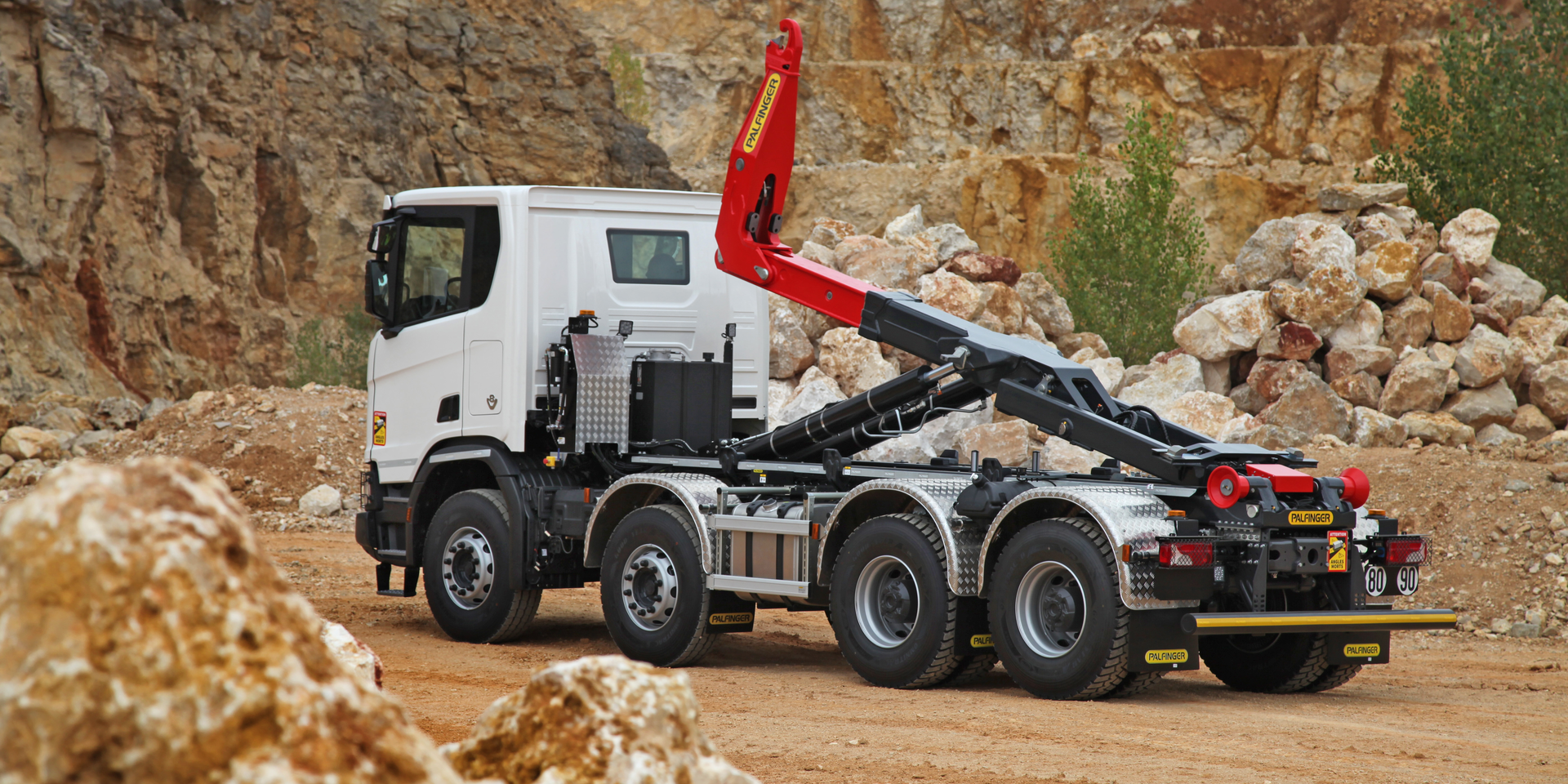 TELESCOPIC HT 30 (A) | hookloader | PALFINGER